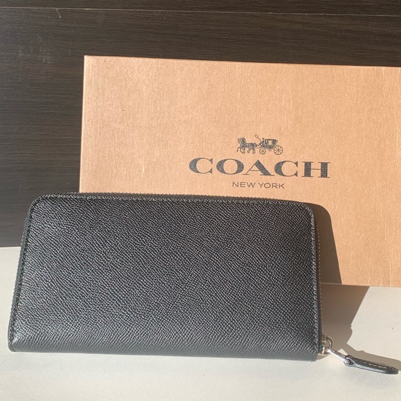 Coach | Bags | Leftcoach Neon New York Skyline Zip Wallet | Poshmark